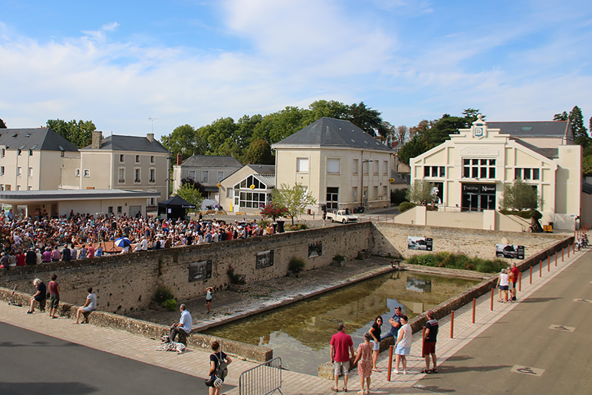 Dou en Anjou Haut lieu De La Revitalisation Saumur Kiosque Dou en Anjou Haut lieu De La Revitalisation Saumur Kiosque
